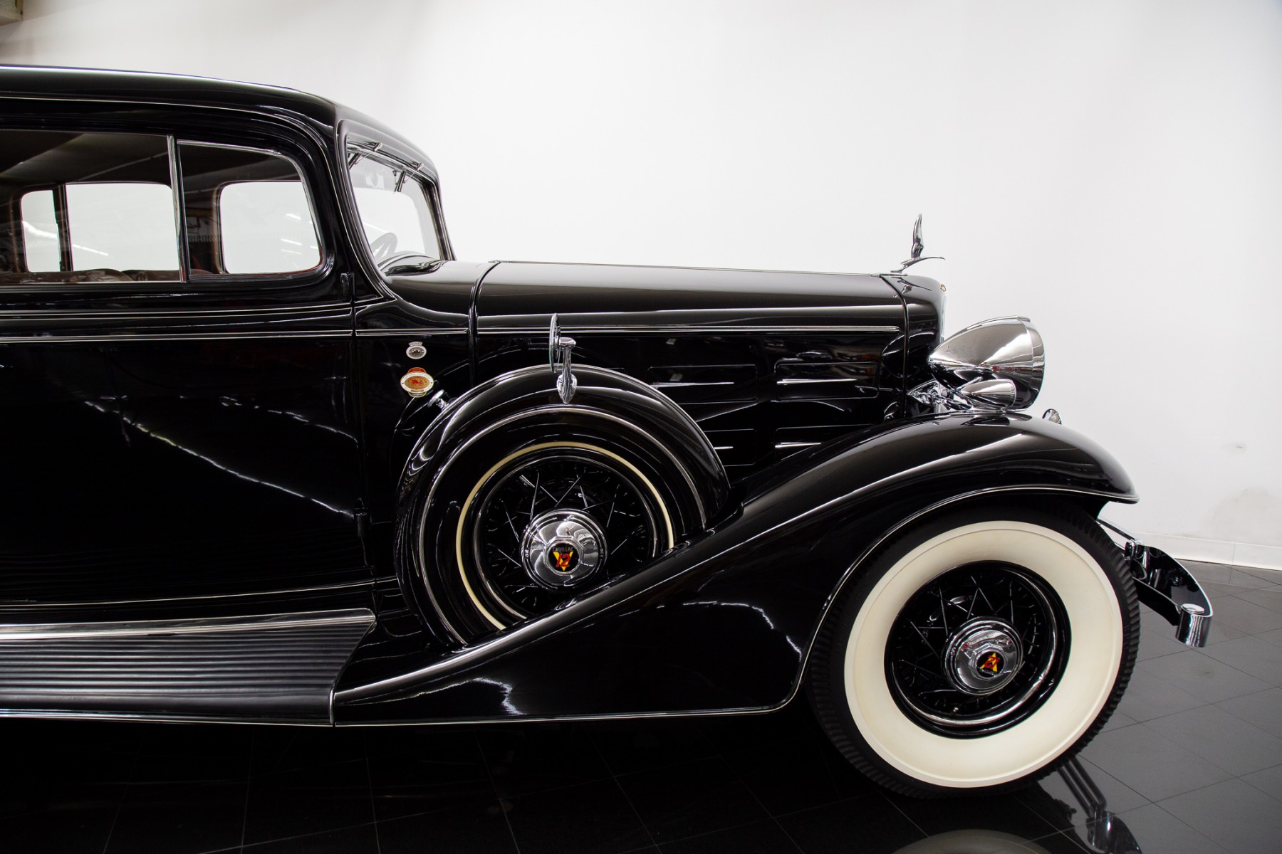 1933 Cadillac V12 370C Town Sedan for sale on RYNO Classifieds